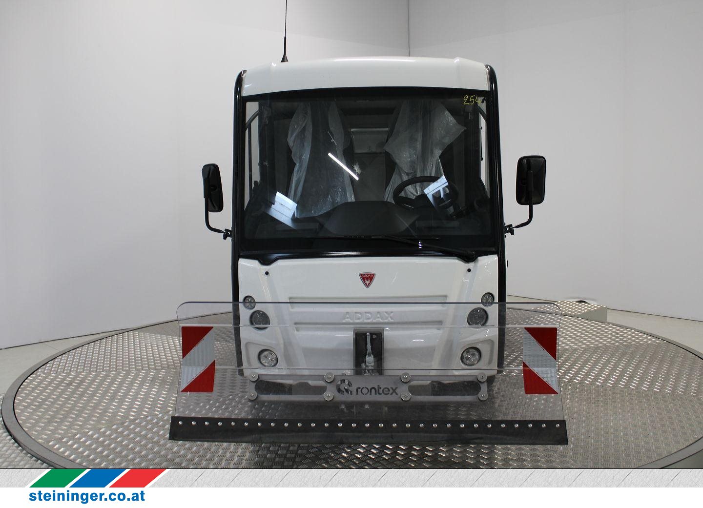 Addax Elektro-Klein-LKW Kiru Winter | Elektro-Klein-LKW by Steininger