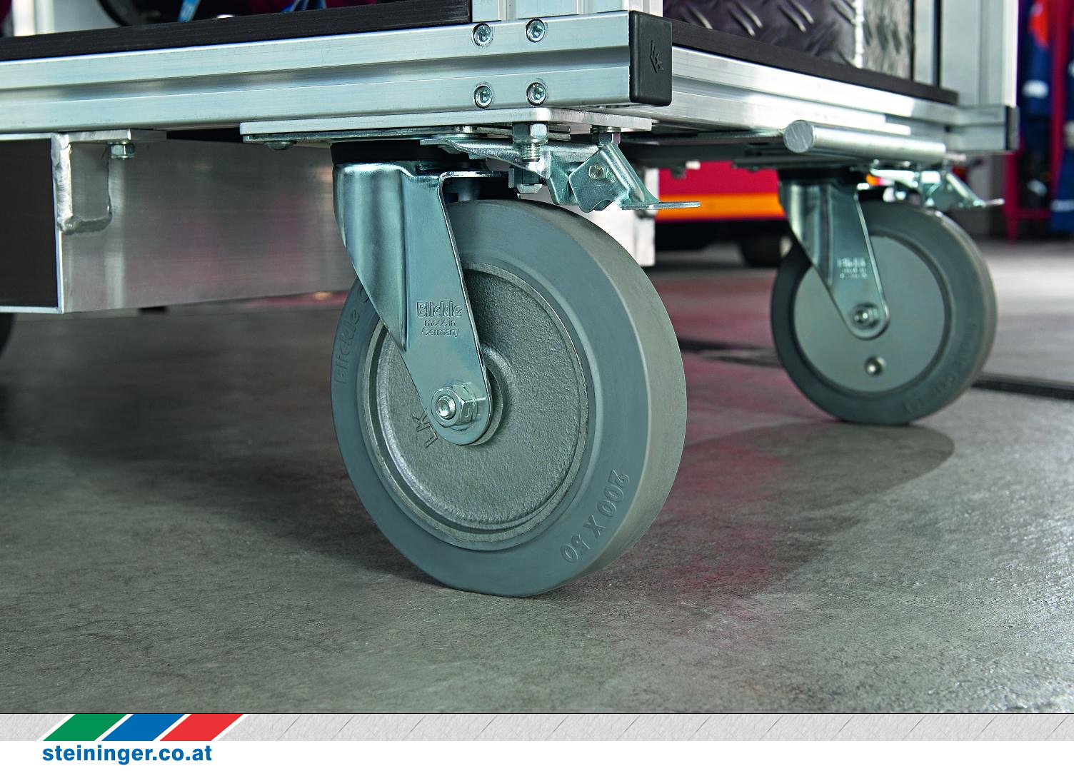 Rollcontainer für Feuerwehr & Rettung | Feuerwehrtechnik Steininger